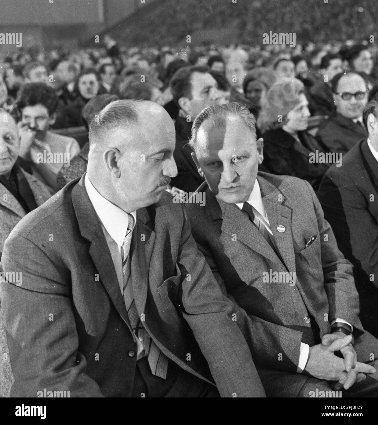 Personalities from politics, business and culture from the years 1965 ...