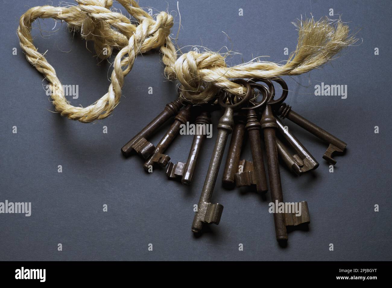 Beard key and a bunch of sisal Stock Photo - Alamy