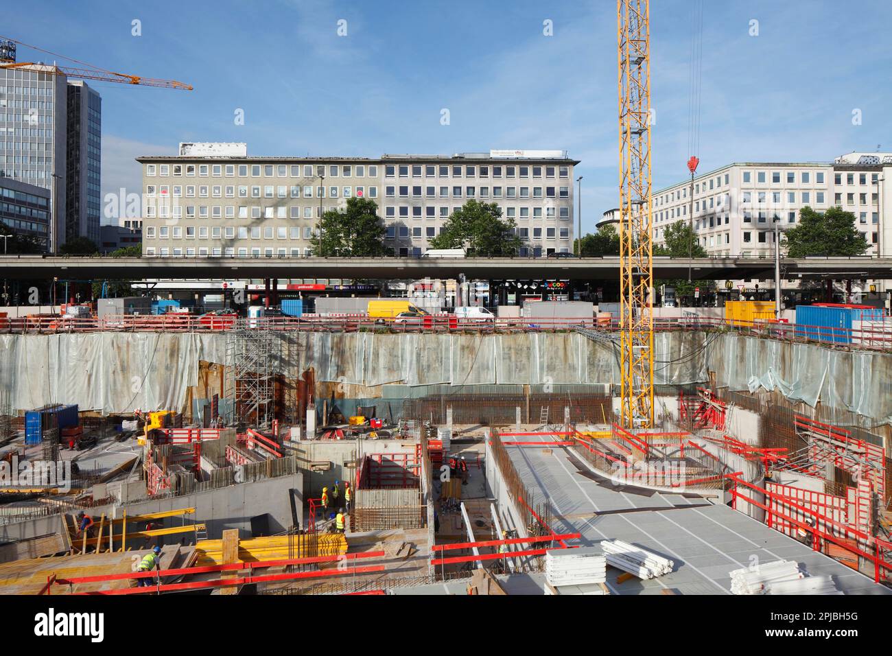 Excavation pit, foundation of a commercial building at the Bremen ...