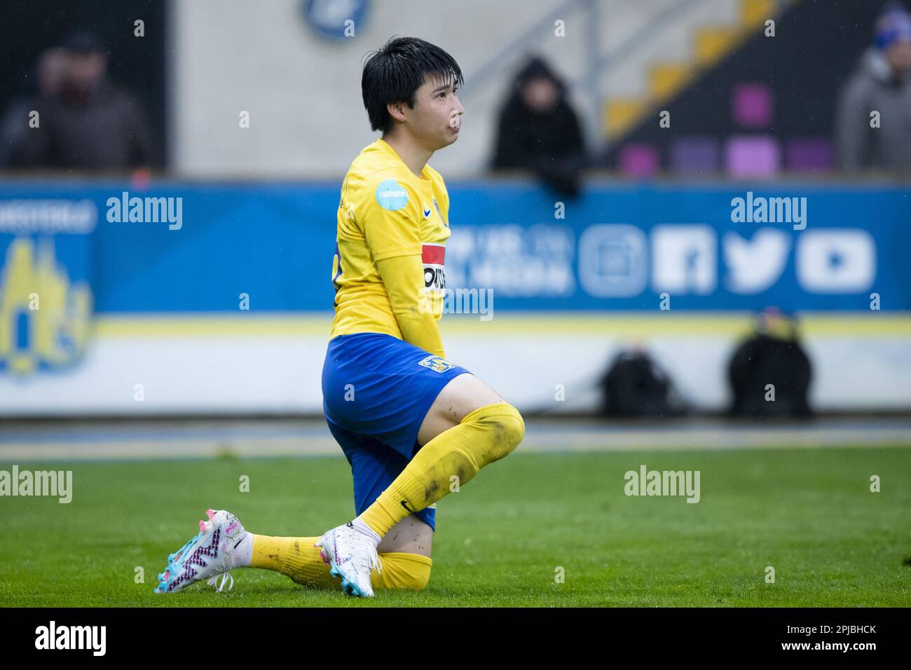Yusuke matsuo hi-res stock photography and images - Alamy