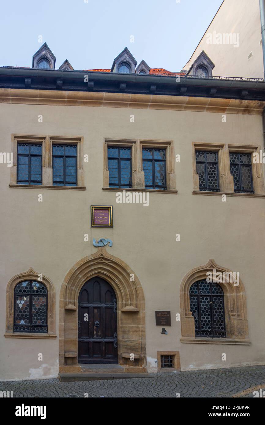 Death house hi-res stock photography and images - Alamy