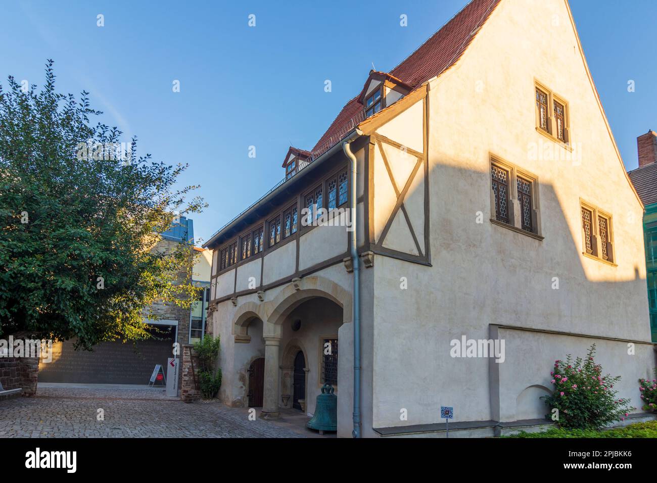 House of martin luther's birth hi-res stock photography and images - Alamy