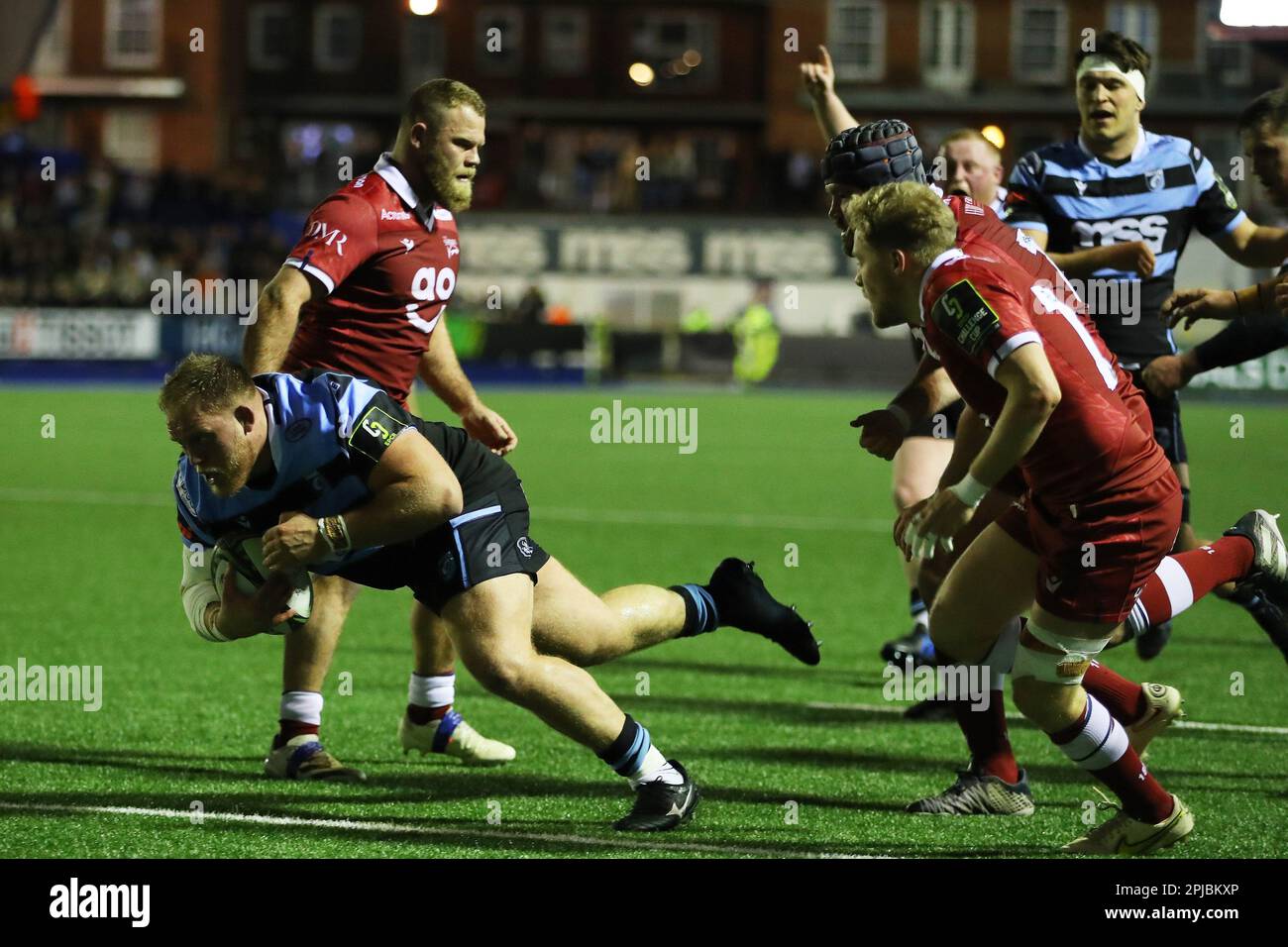 Cardiff, UK. 01st Apr, 2023. Corey Domachowski of Cardiff rugby scores ...