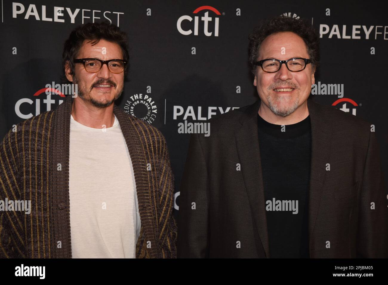 Mandalorian series hi-res stock photography and images - Alamy