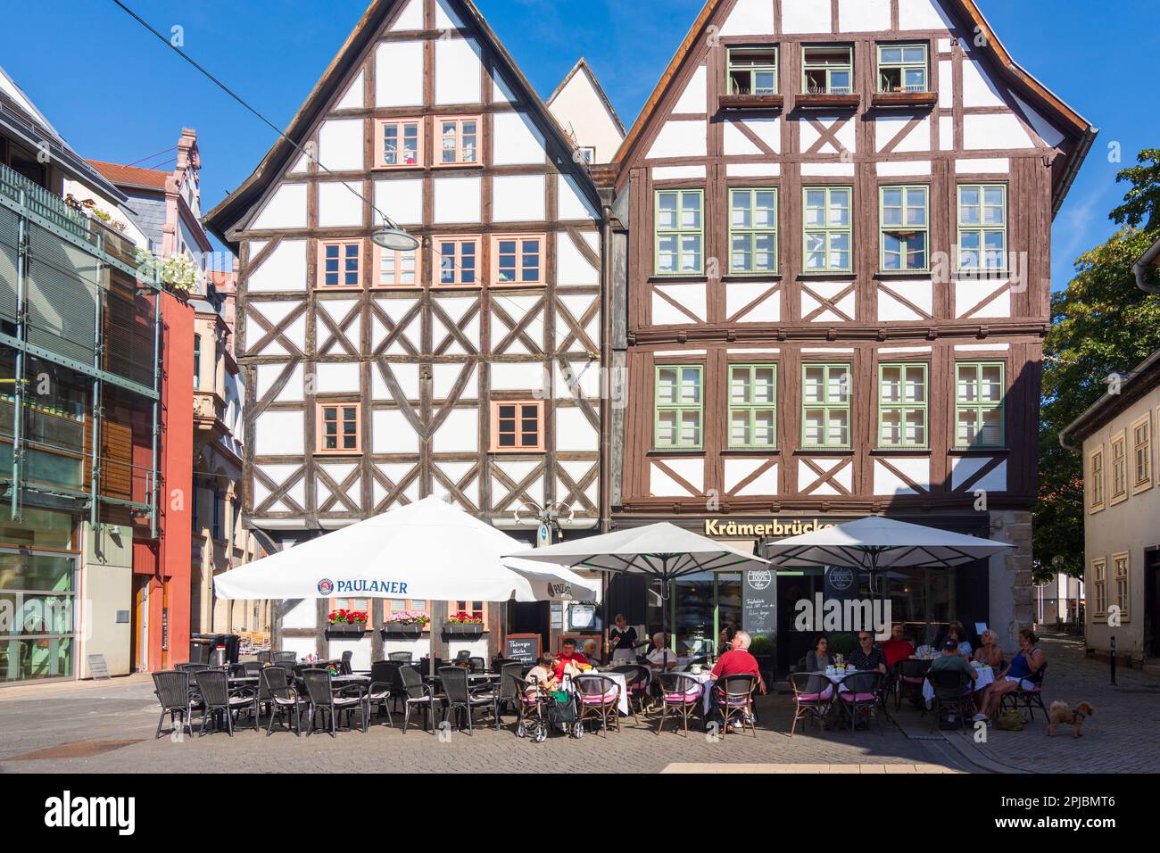 Erfurt: square Benediktsplatz, half-timbered houses, restaurant, Old ...