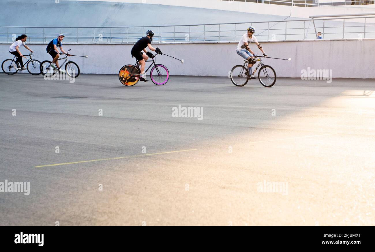 Polo audience hi-res stock photography and images - Alamy