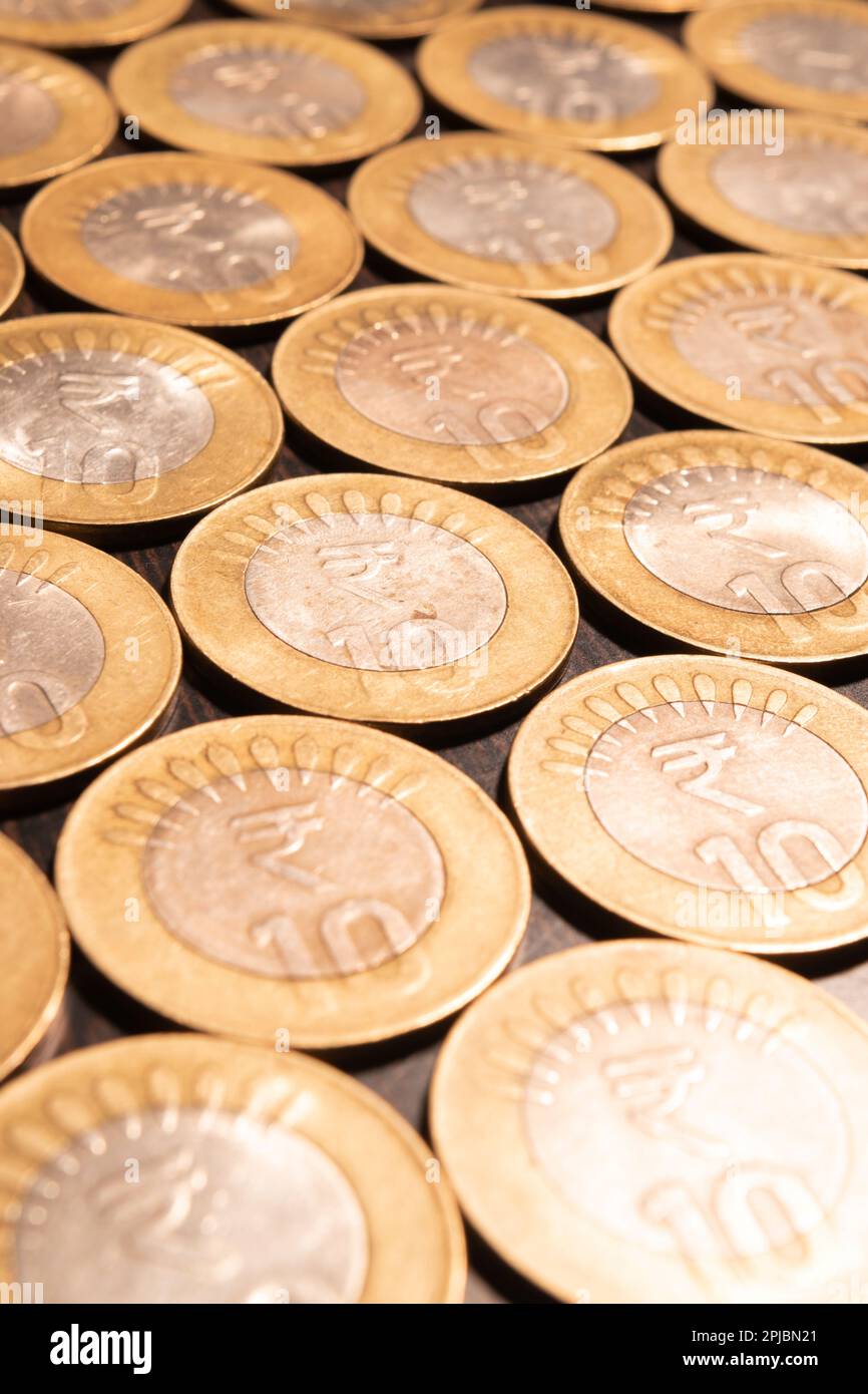 Ten rupees indian currency coin Stock Photo - Alamy