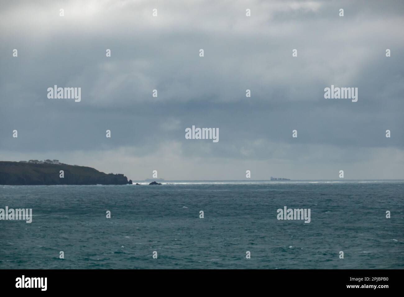 Ships pass lands end hi-res stock photography and images - Alamy