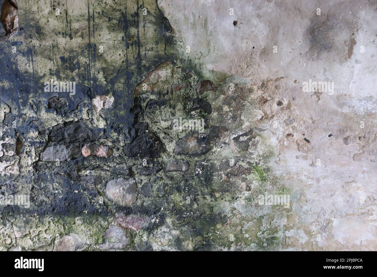 Textures in ruined old building Stock Photo - Alamy