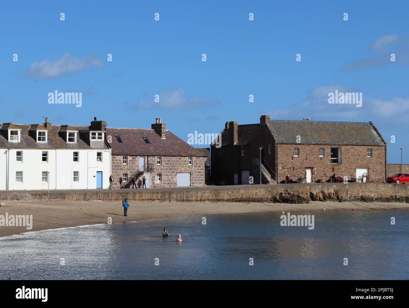 Old town stonehaven hi-res stock photography and images - Alamy