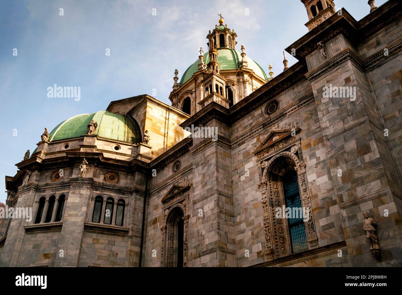 The Como Cathedral was finished in 1770 with the completion of the ...