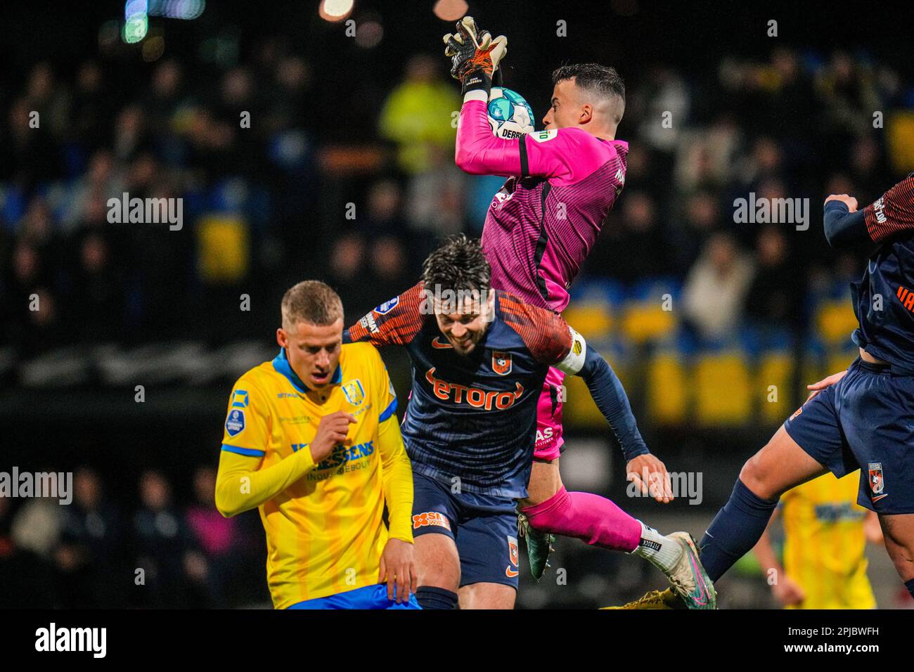 Waalwijk, Netherlands. 01st Apr, 2023. WAALWIJK, NETHERLANDS - APRIL 1: Etienne Vaessen of RKC ...