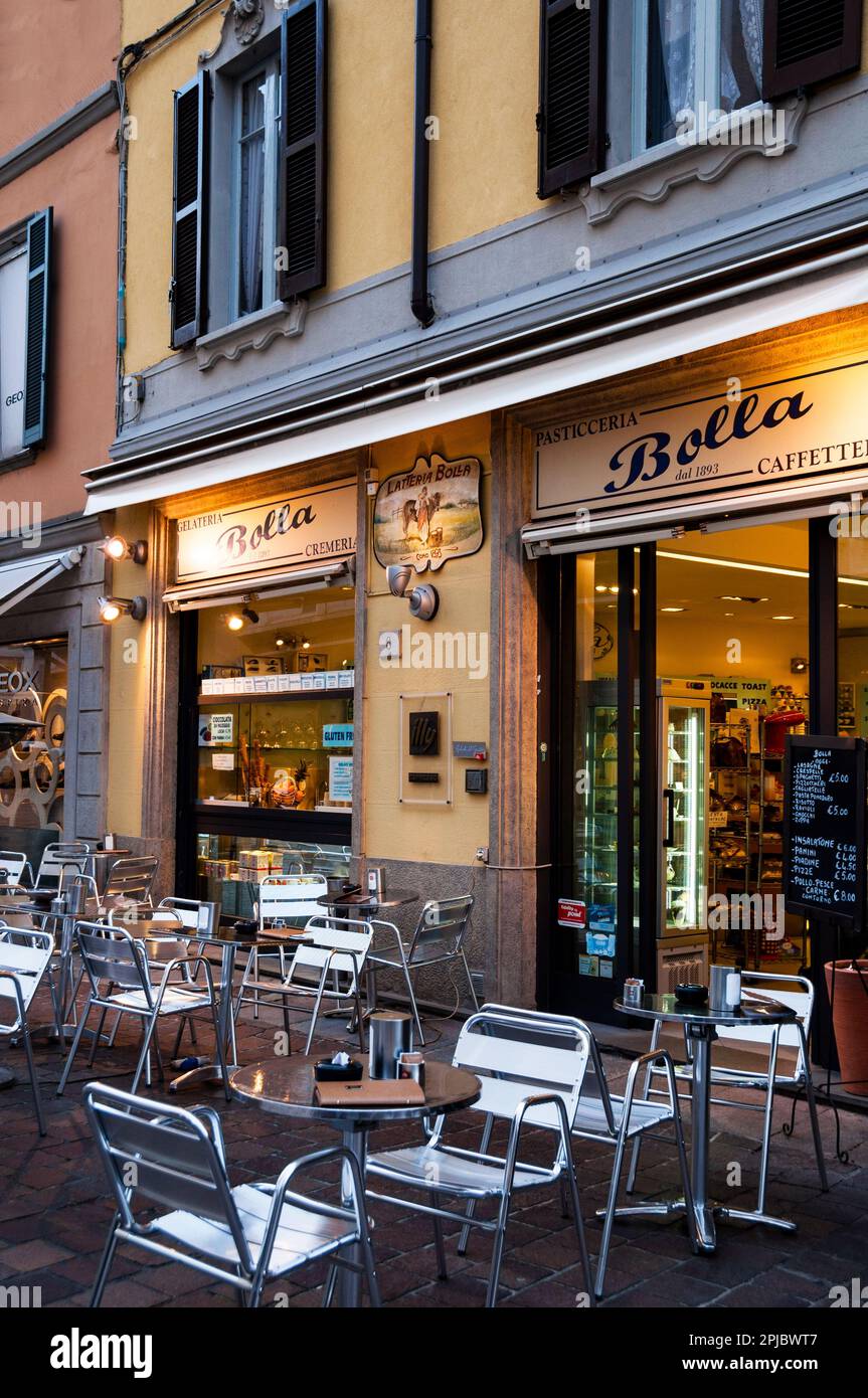 Lake como ice cream hi-res stock photography and images - Alamy