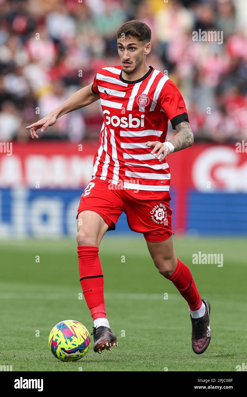 GIRONA, SPAIN - APRIL 1: Santiago Bueno of Girona FC in action during ...