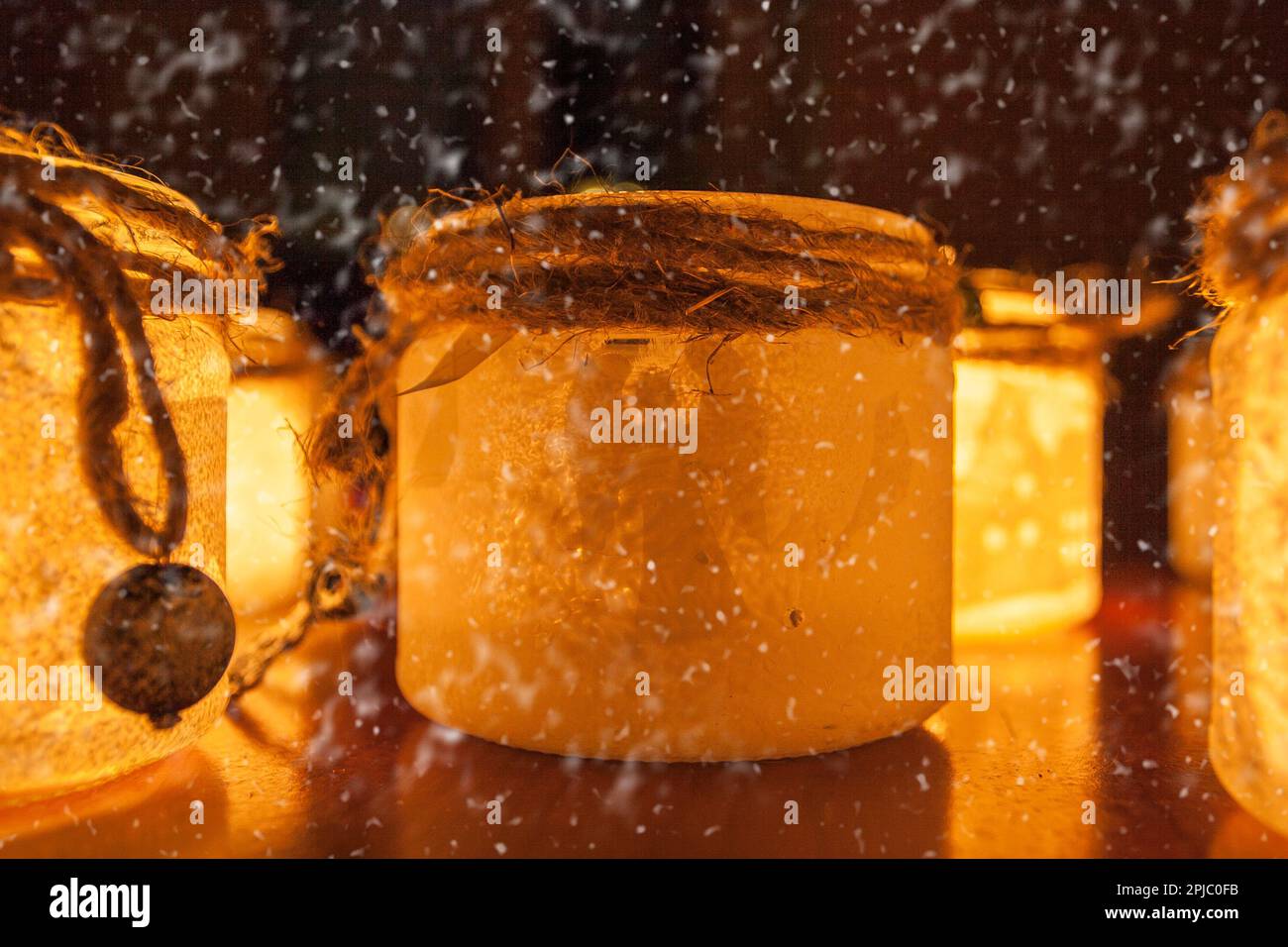 Candlestick angel hi-res stock photography and images - Alamy