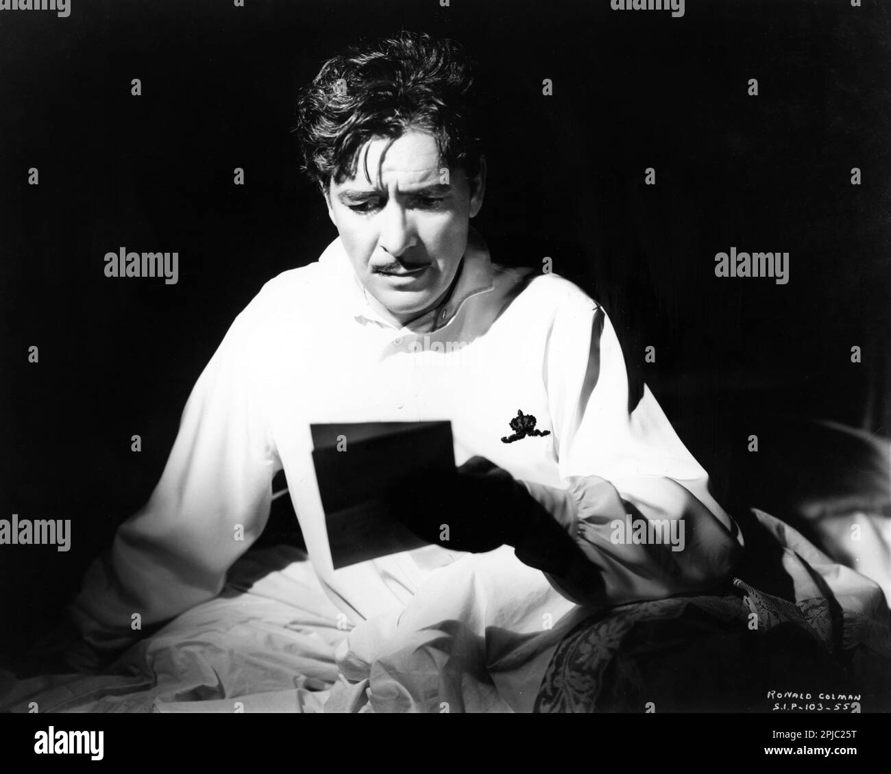 RONALD COLMAN in THE PRISONER OF ZENDA 1937 director JOHN CROMWELL ...