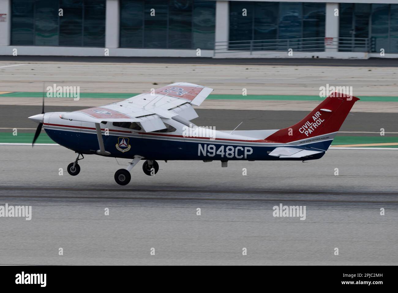 Aircraft emergency locator hi-res stock photography and images - Alamy