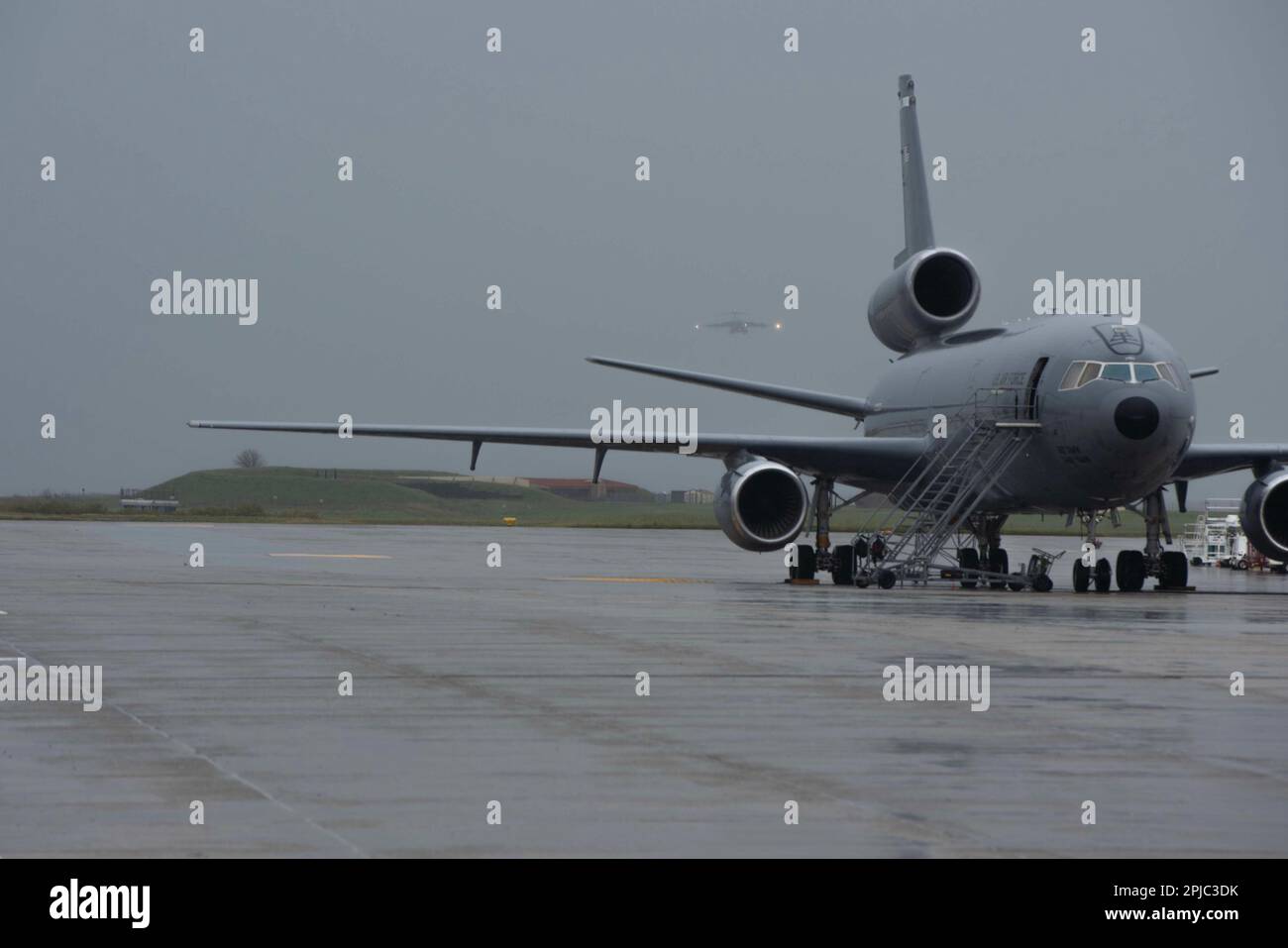 A U.S. Air Force C-17 Globemaster III approaches the flightline at ...