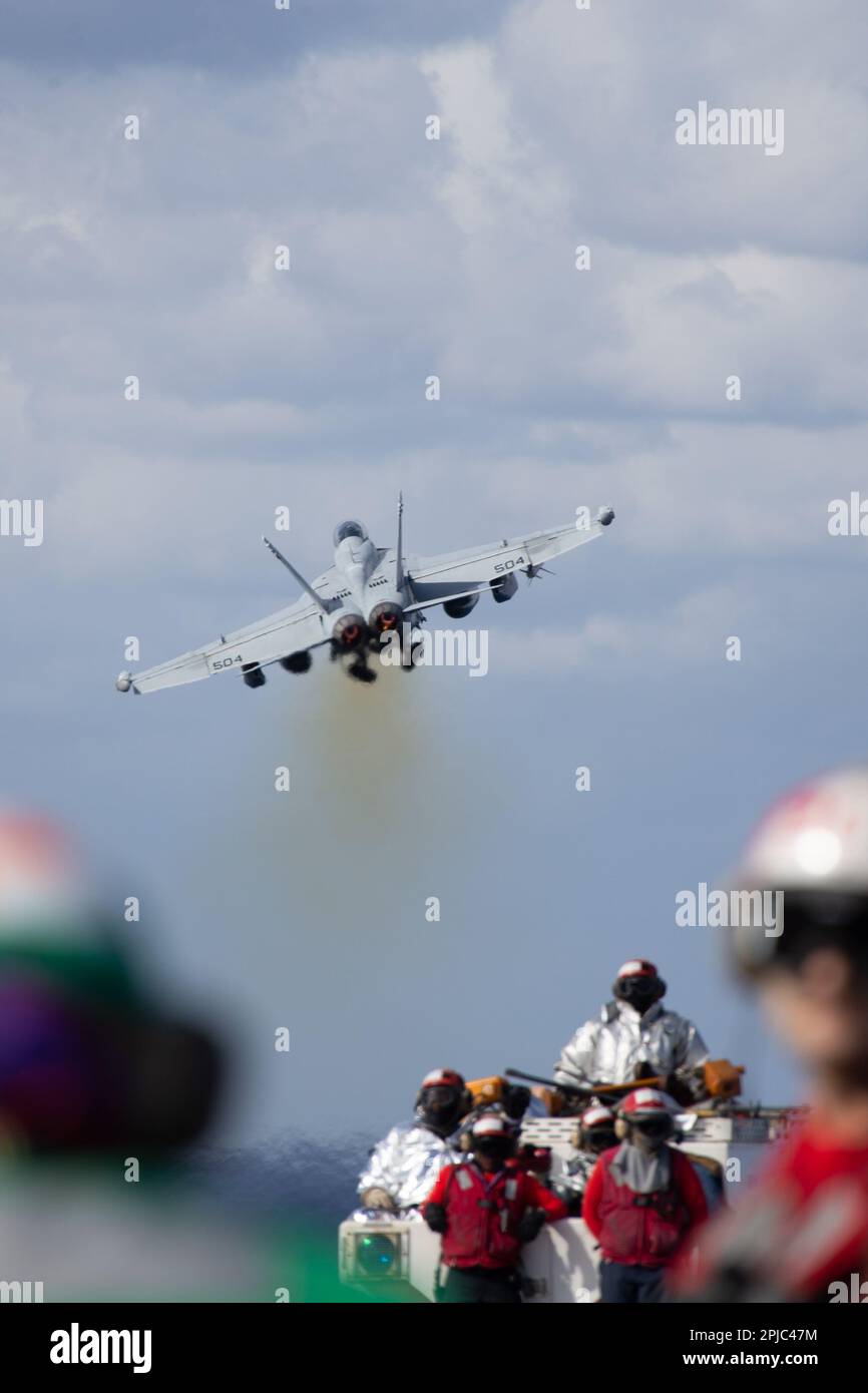 An E/A-18G Growler, attached to the "Gray Wolves" of Electric Attack ...