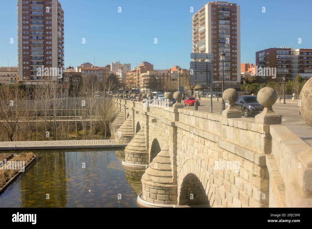 historical bridge in Madrid over river Manzanares Stock Photo - Alamy