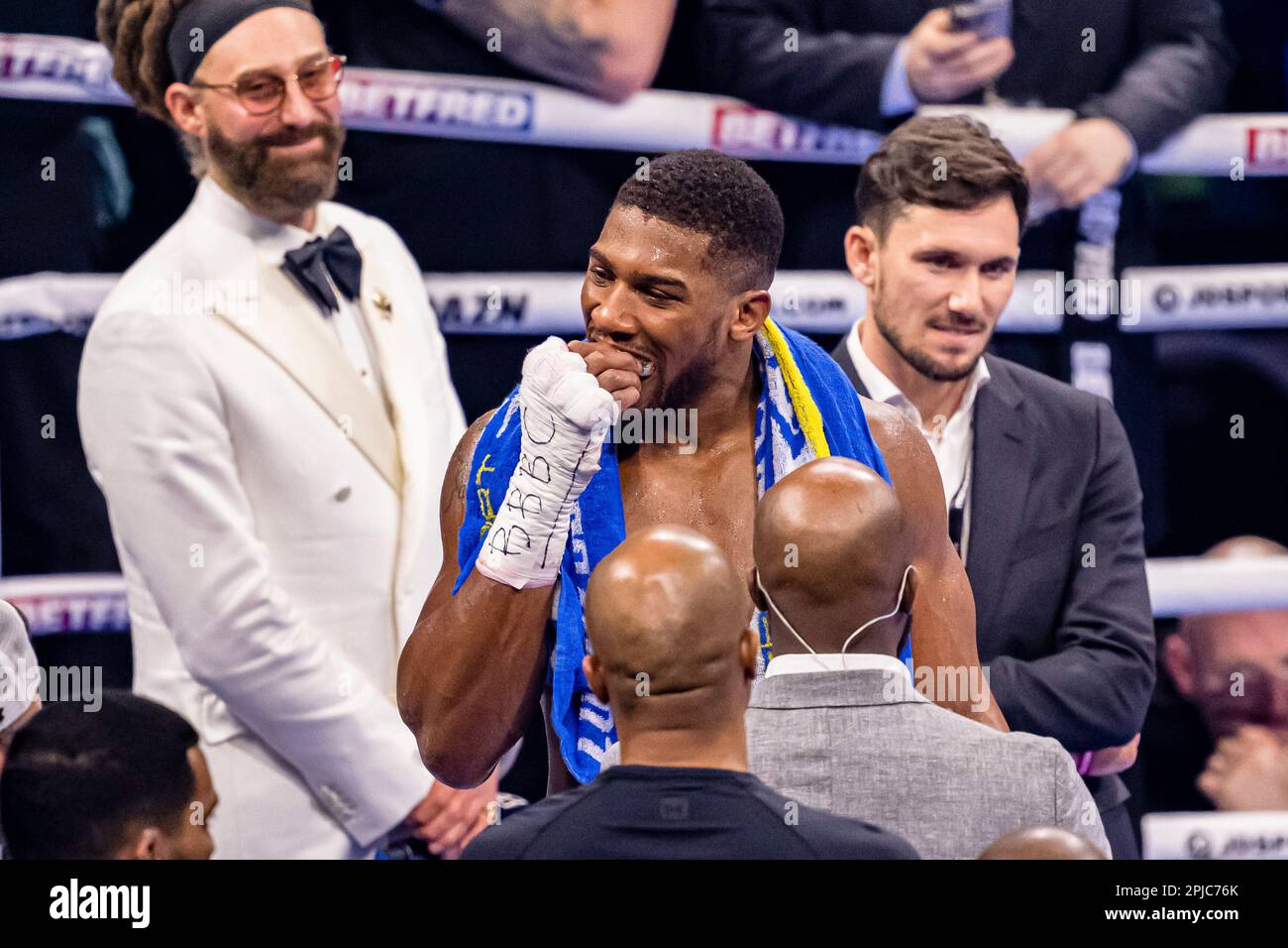 Minimumweight boxing hi-res stock photography and images - Alamy