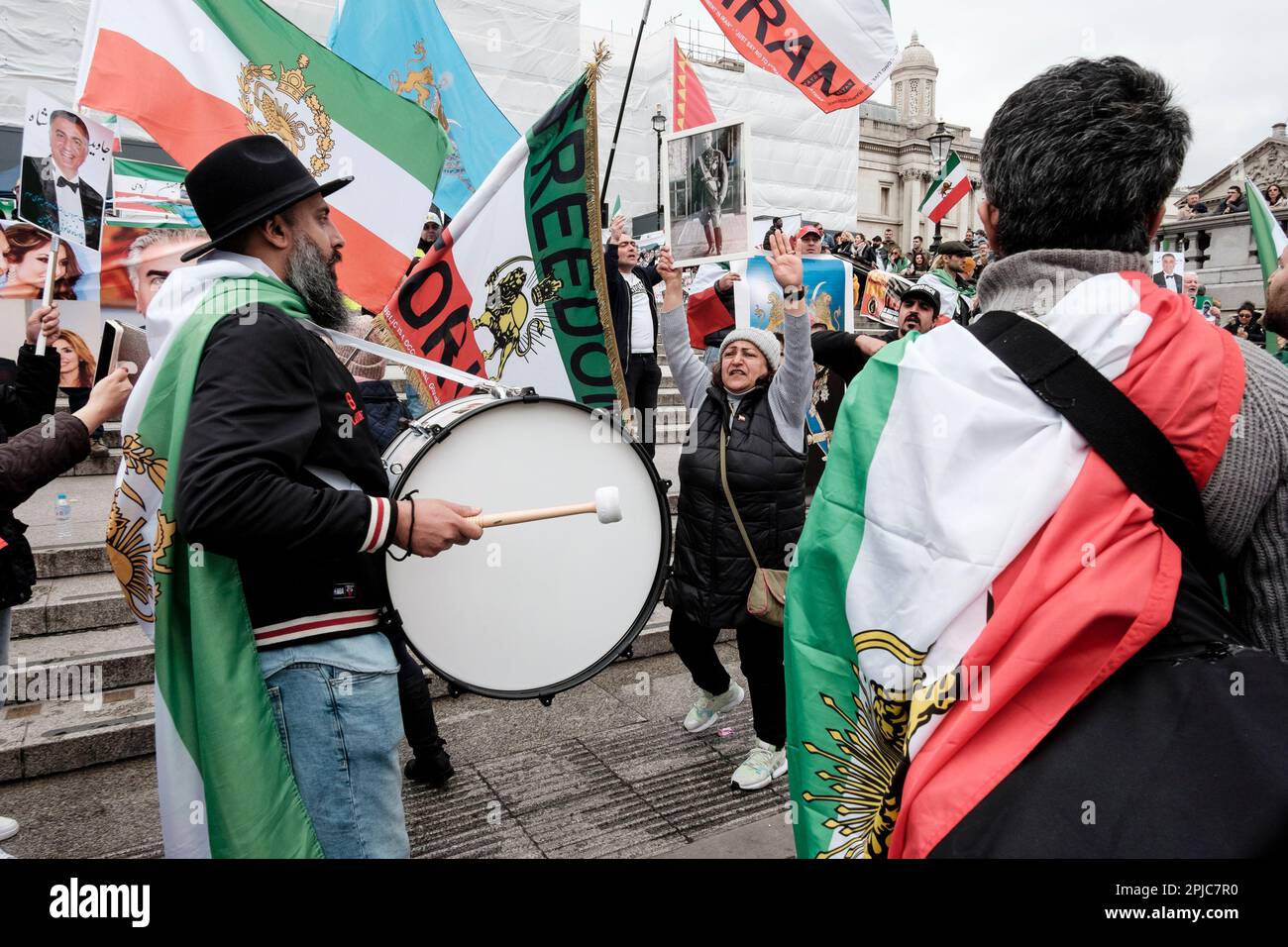 Iranian expatriates protest against the Islamic Republic and the state ...