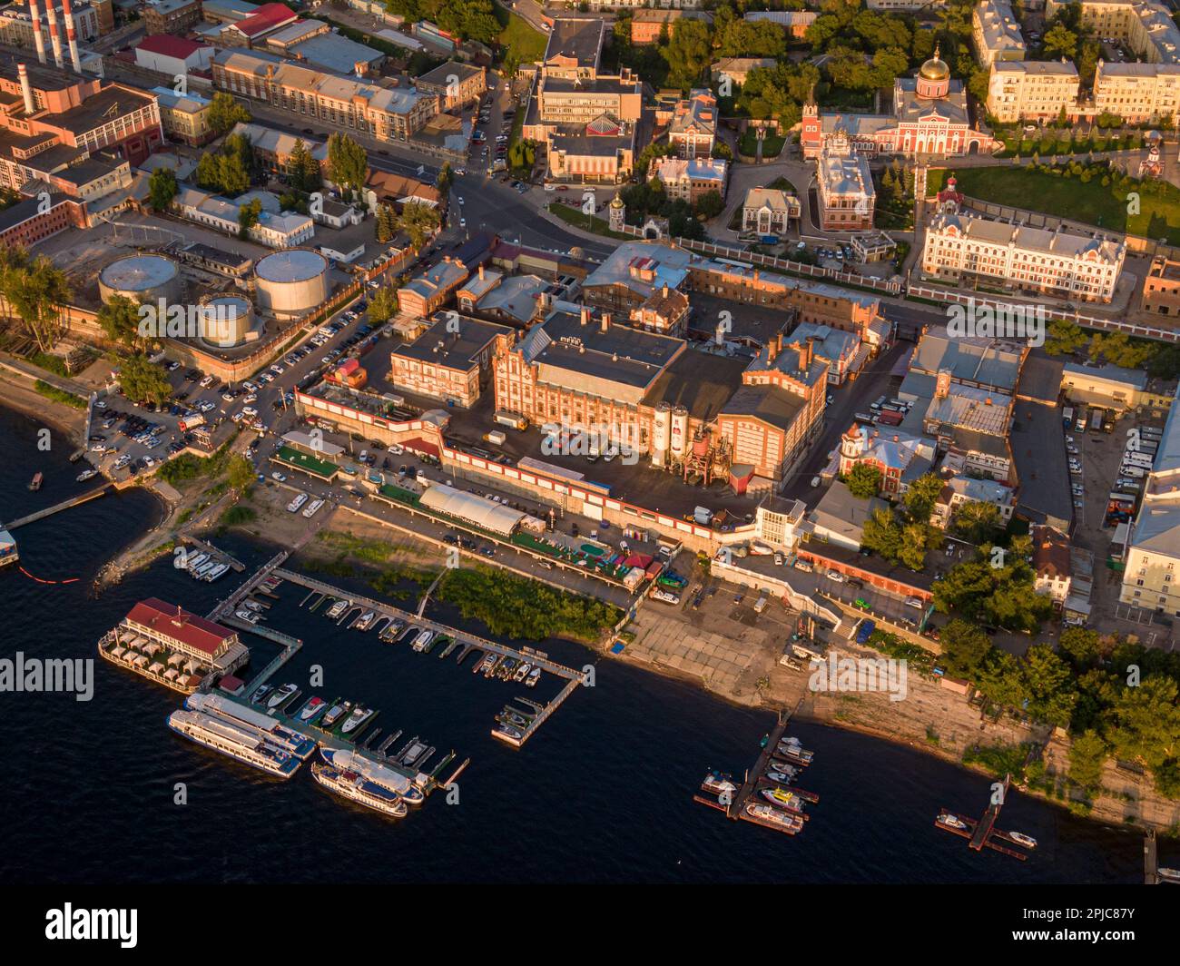 Aerial panorama city samara view hi-res stock photography and images ...
