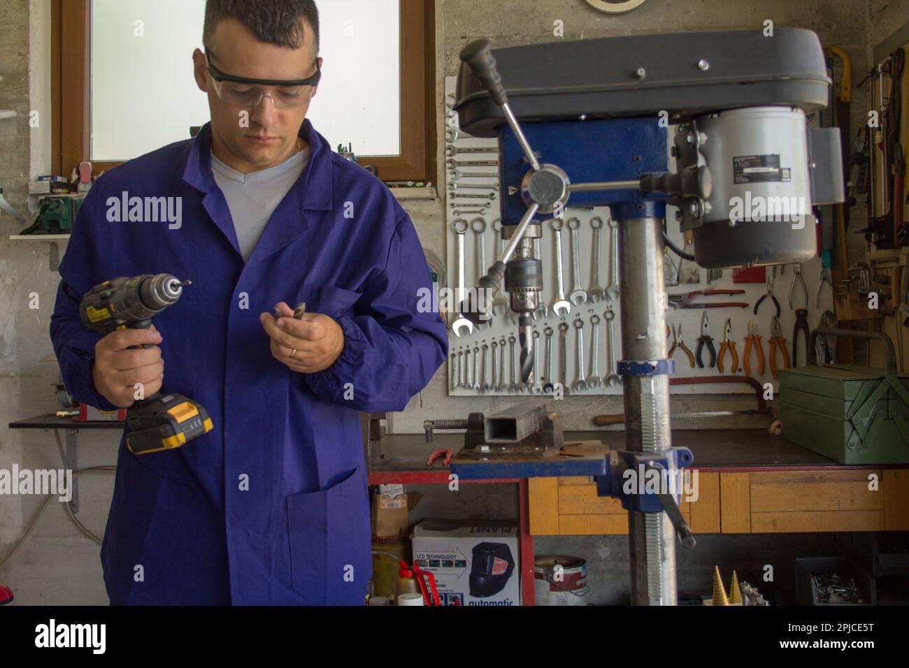 Poor quality image hi-res stock photography and images - Alamy