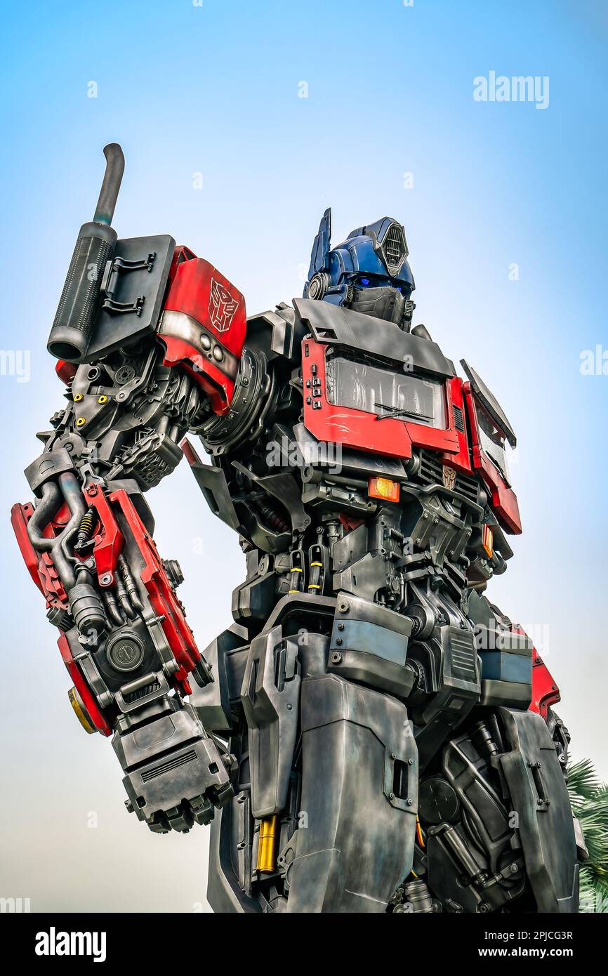 Rise Of The Beasts Transformers statues world tour on display by the ...