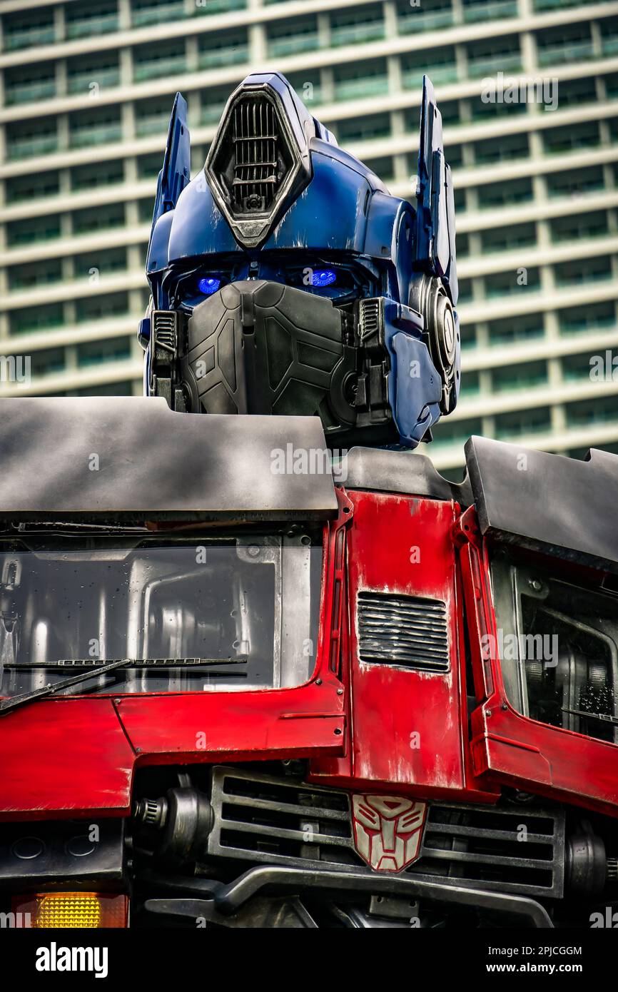 Rise Of The Beasts Transformers statues world tour on display by the ...