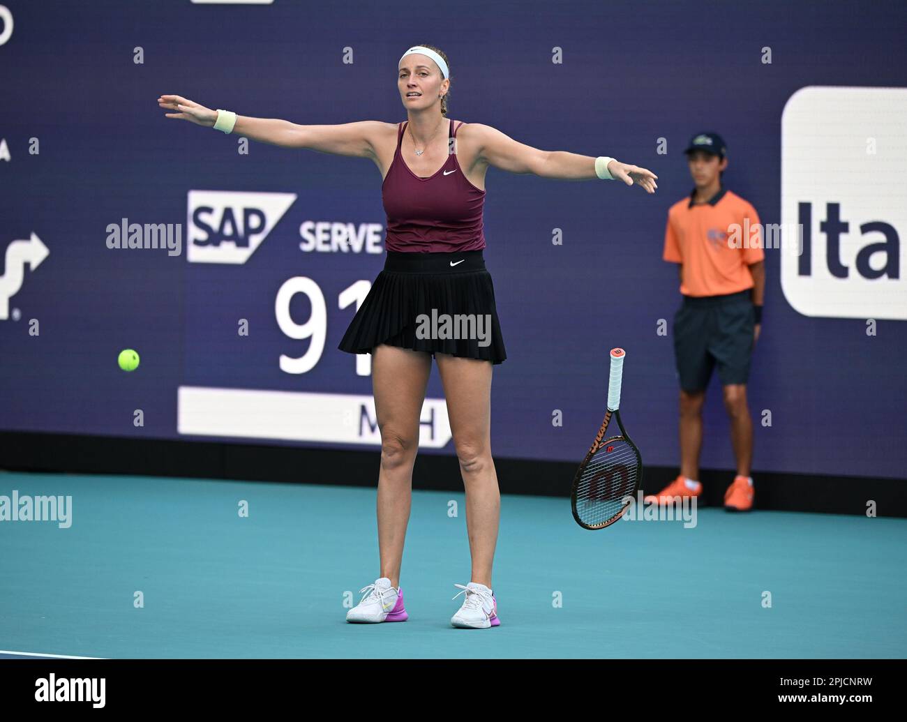 Miami Gardens FL, USA. 01st Apr, 2023. Petra Kvitova reacts during ...