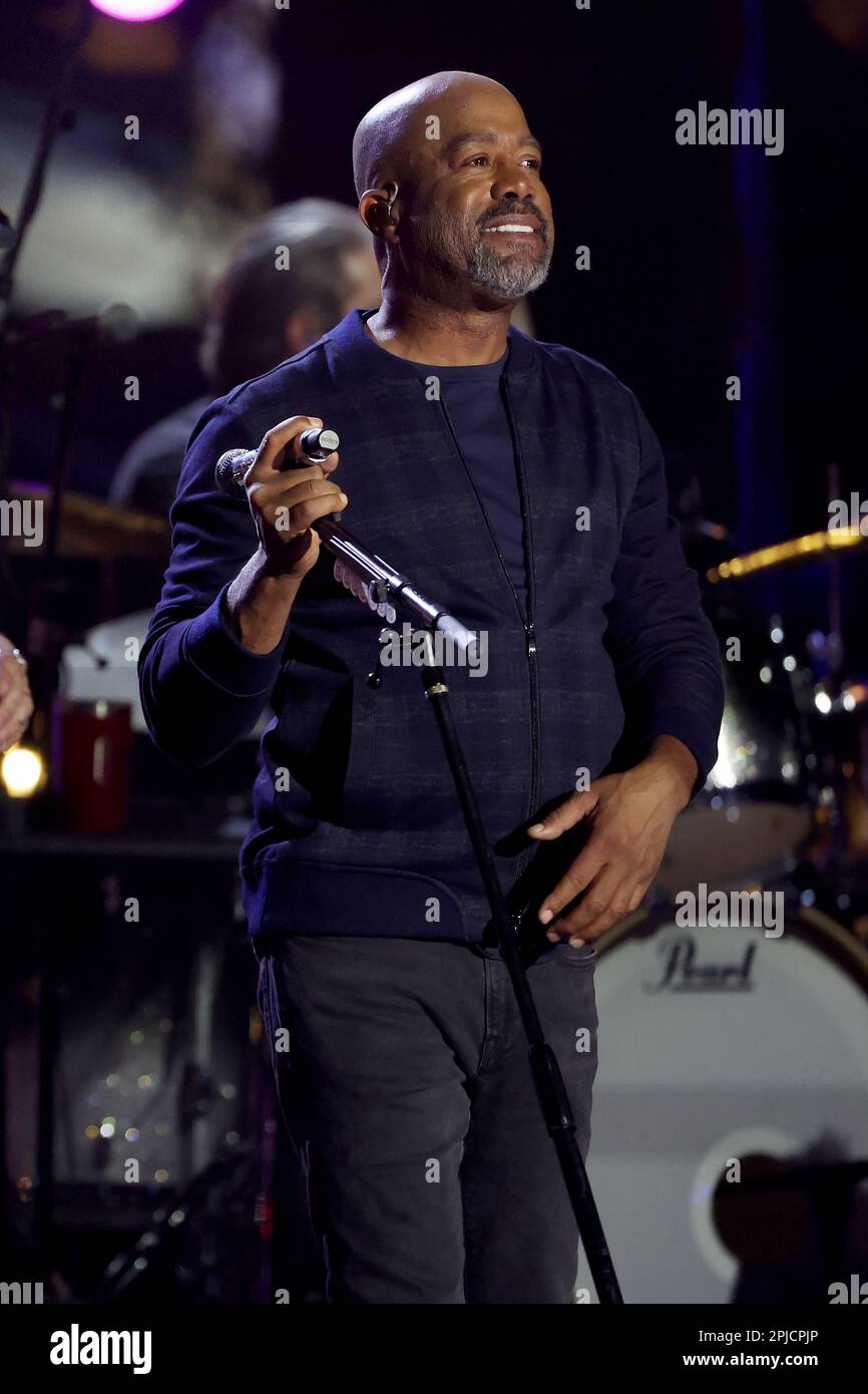 Darius Rucker tapes a performance of CMT Crossroads at the Congress stage in front of the Texas ...