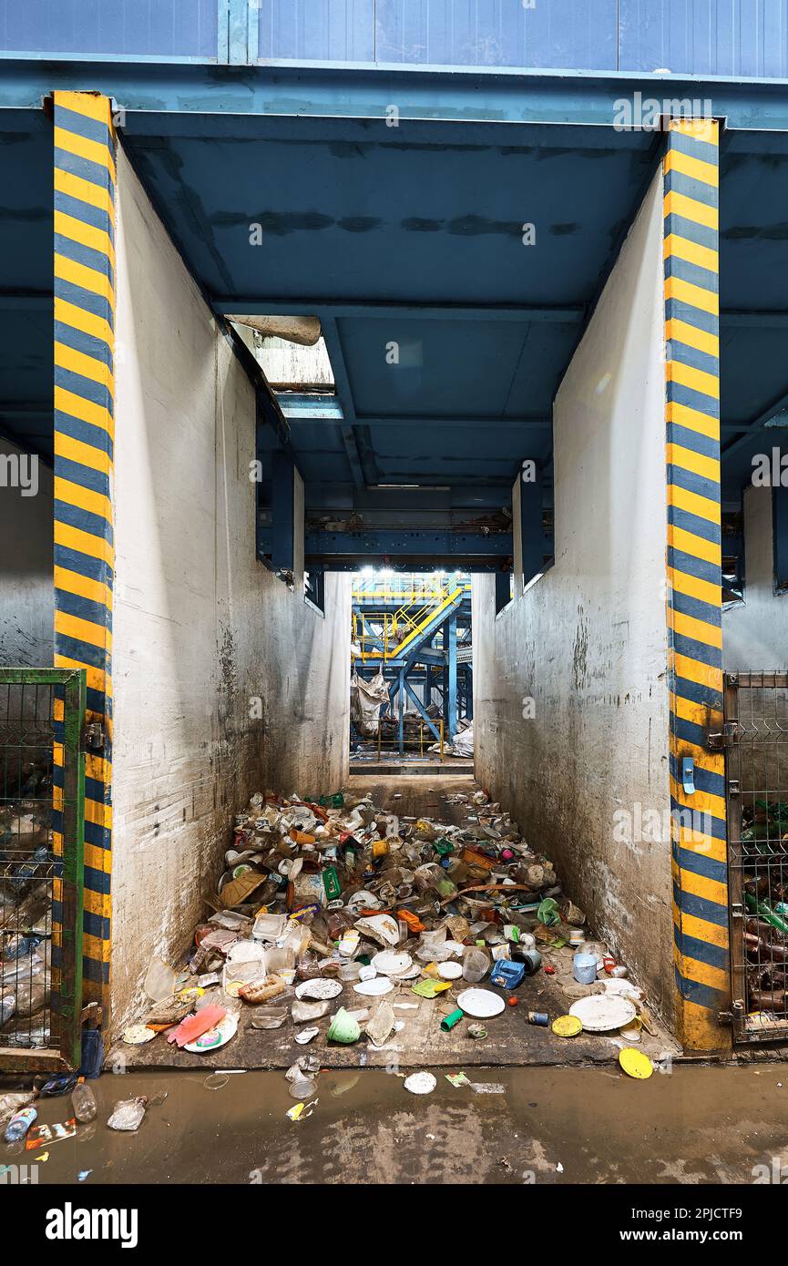 Disposal hopper hi-res stock photography and images - Alamy