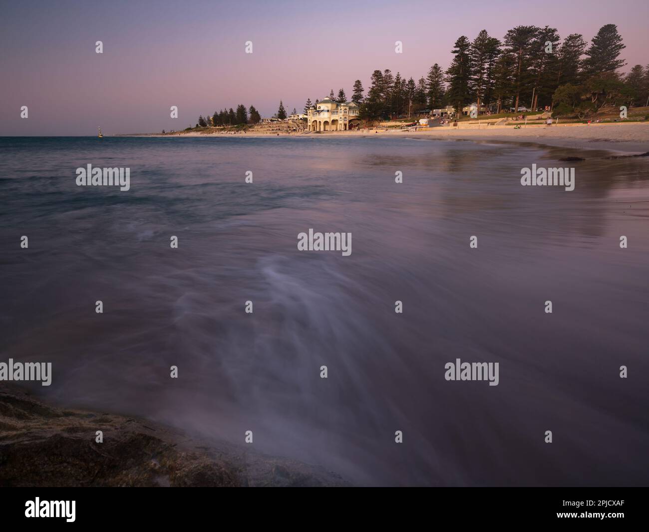 Famous australian surf beaches hi-res stock photography and images - Alamy