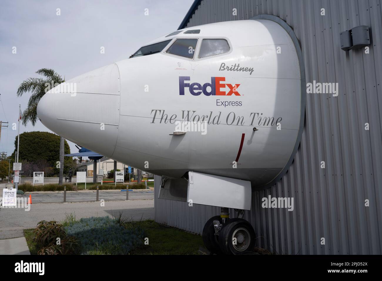 Santa Monica, California, USA. 31st Mar, 2023. The nose of a FedEx Air ...