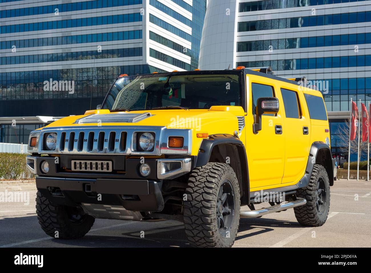 Hummer H2 Yellow Wallpaper