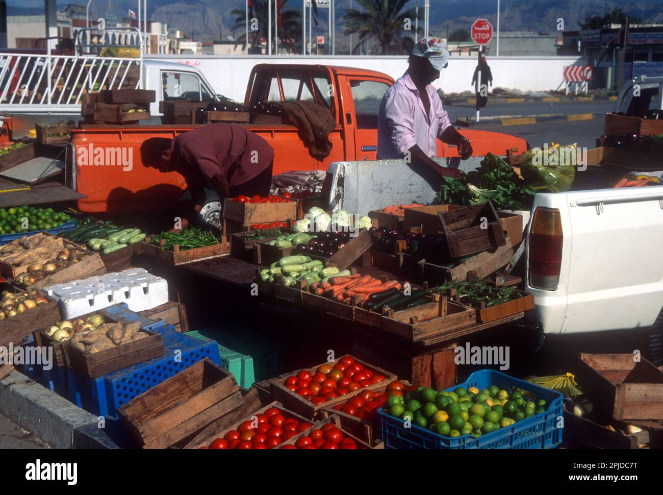Street fruit and vegetable market in Rams, suburb of Ras al Khaimah ...