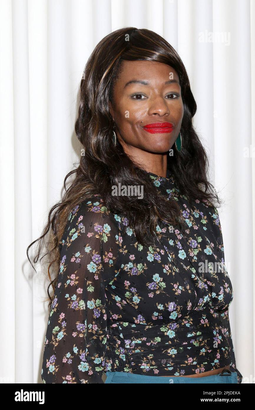 LOS ANGELES - MAR 28: Sufe Bradshaw at the 2nd Annual Women's Month ...