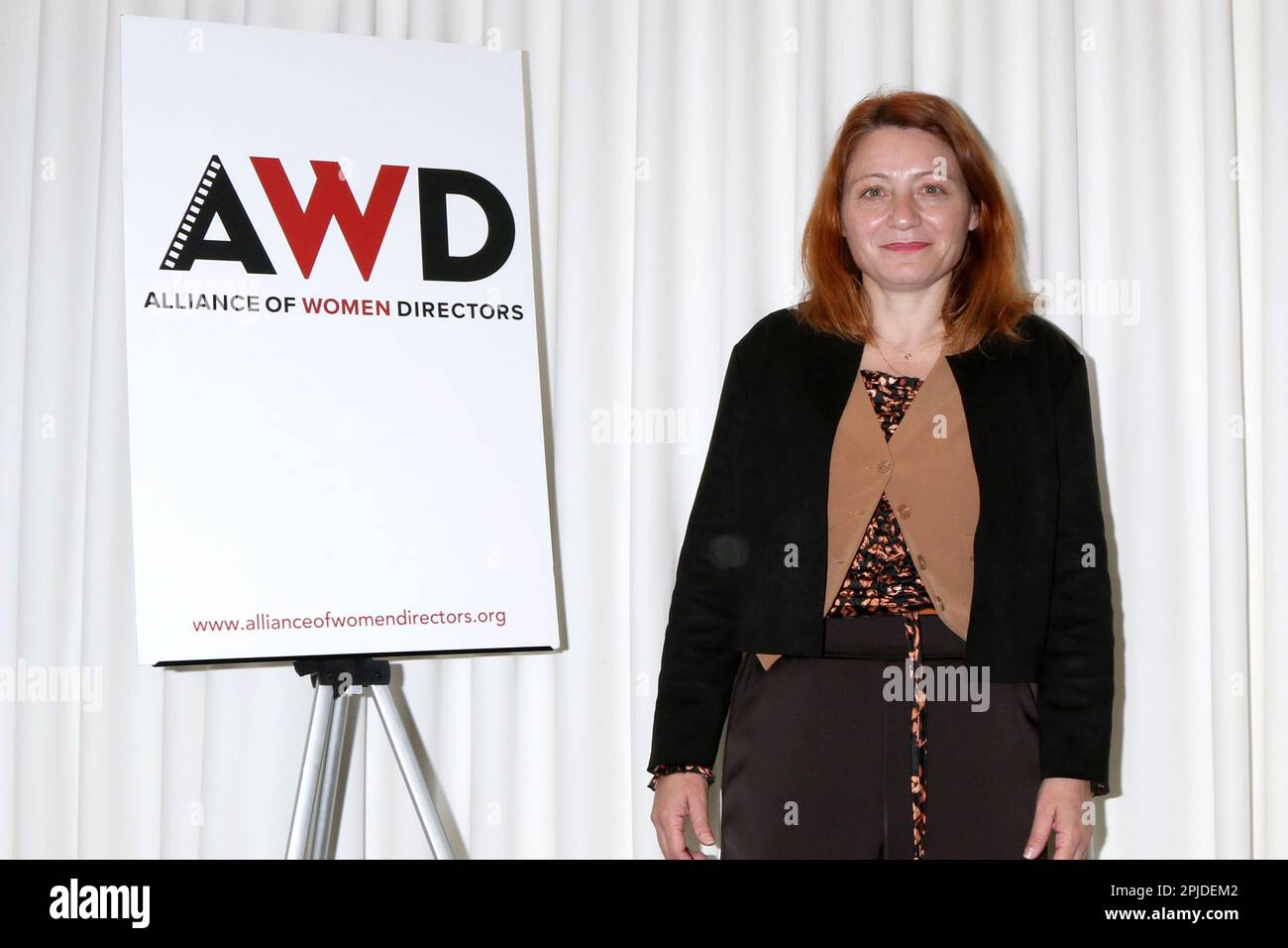 LOS ANGELES - MAR 28: Valentina Caniglia at the 2nd Annual Women's ...