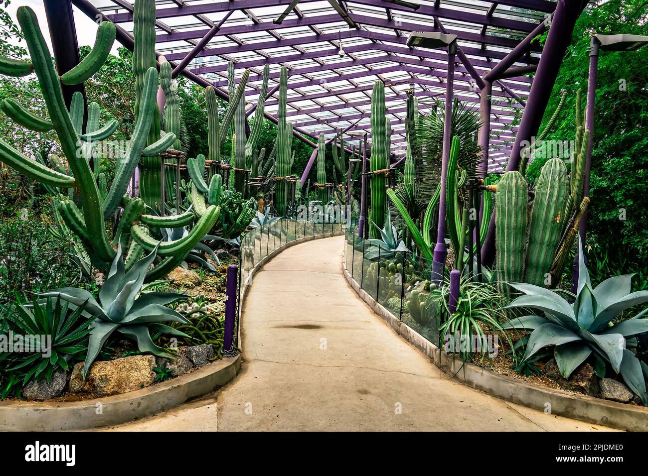 Sun pavilion singapore hi-res stock photography and images - Alamy
