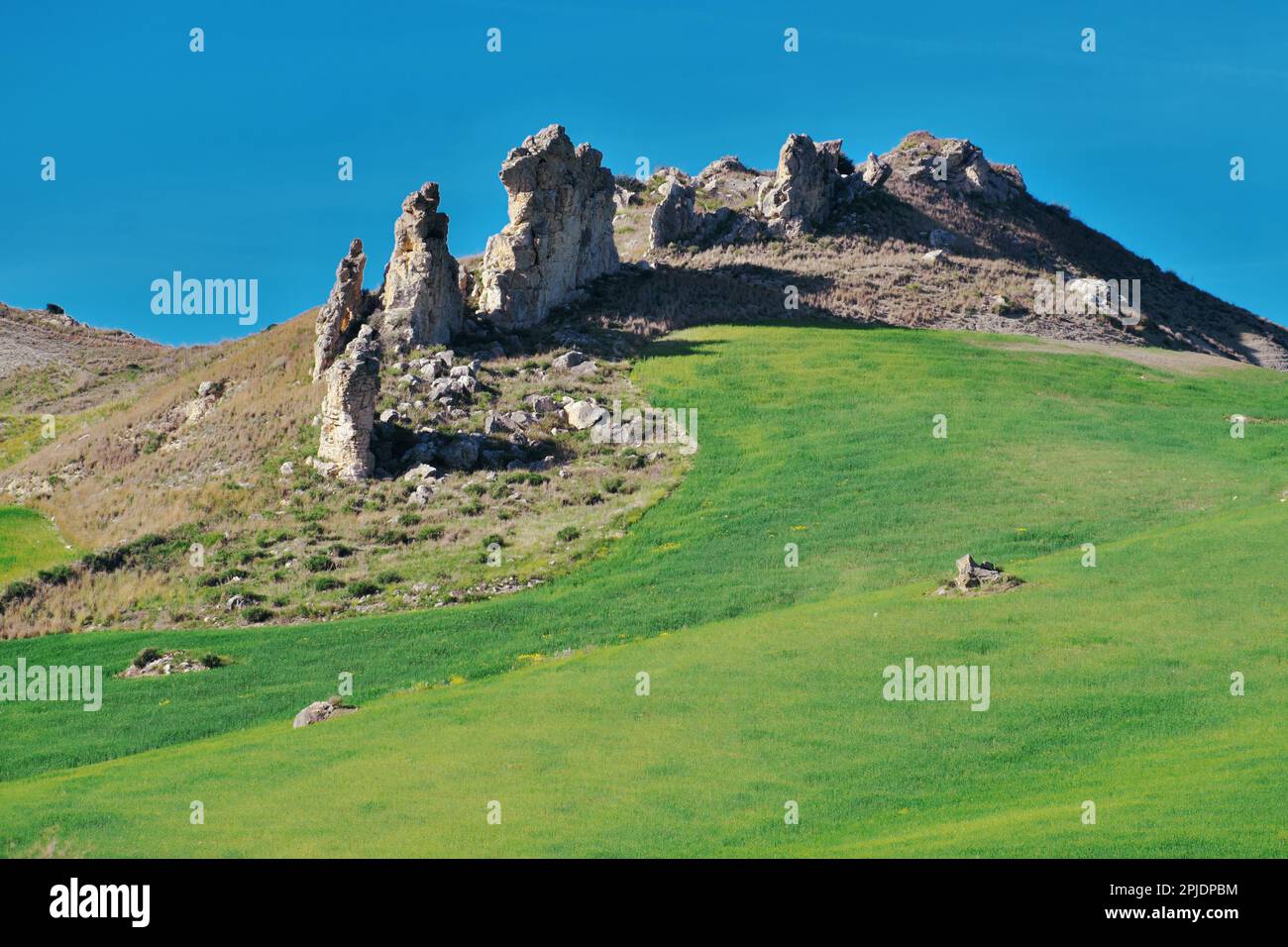 rocks on rural hill in Eastern Sicily, Italy Stock Photo - Alamy