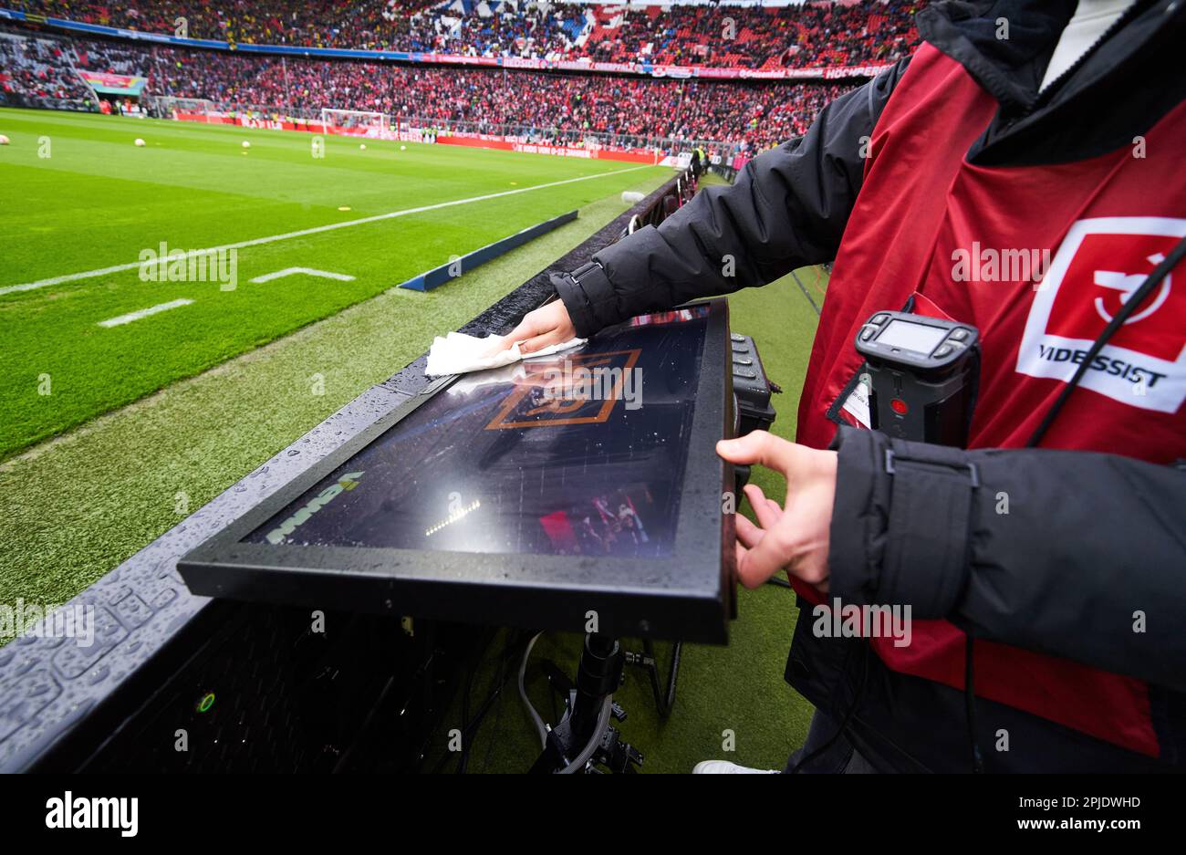 Var screen hi-res stock photography and images - Alamy