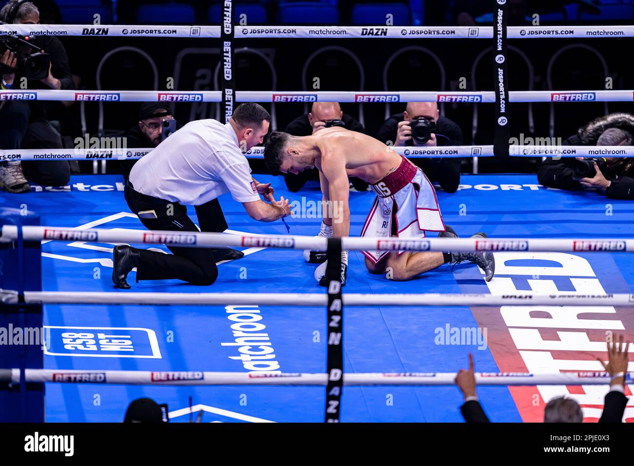 LONDON, UNITED KINGDOM. 01 Apr, 2023. Louis Fielding is counted out by ...