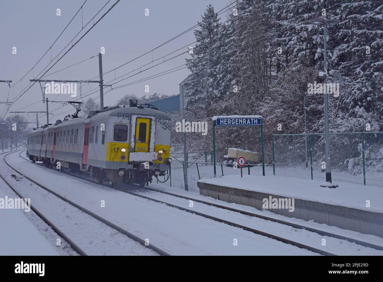 Belgian Railways Classical EMU electric multiple unit train in the snow ...