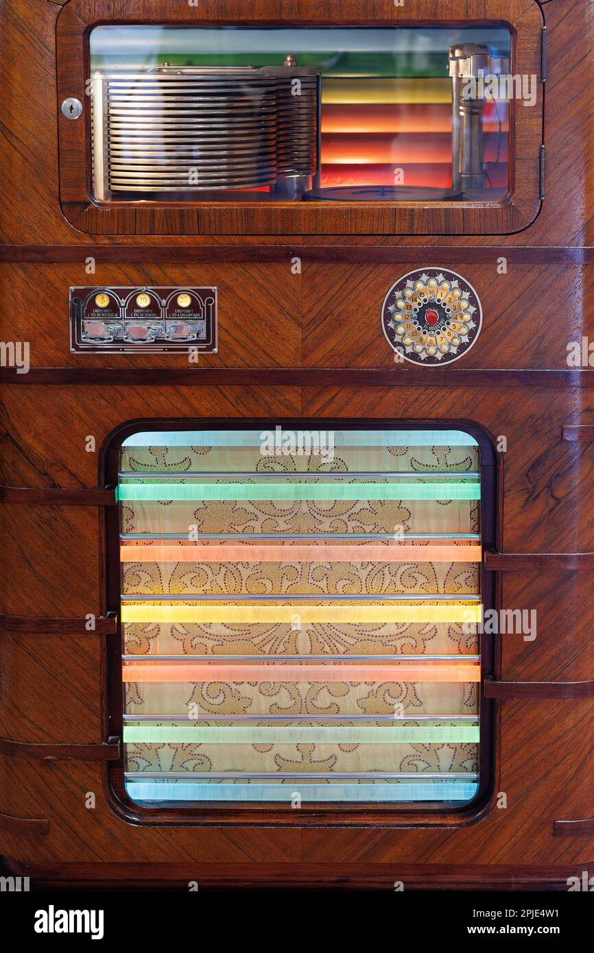 Details of Retro Jukebox: Music and Dance in the 1940s and 1950s Stock ...