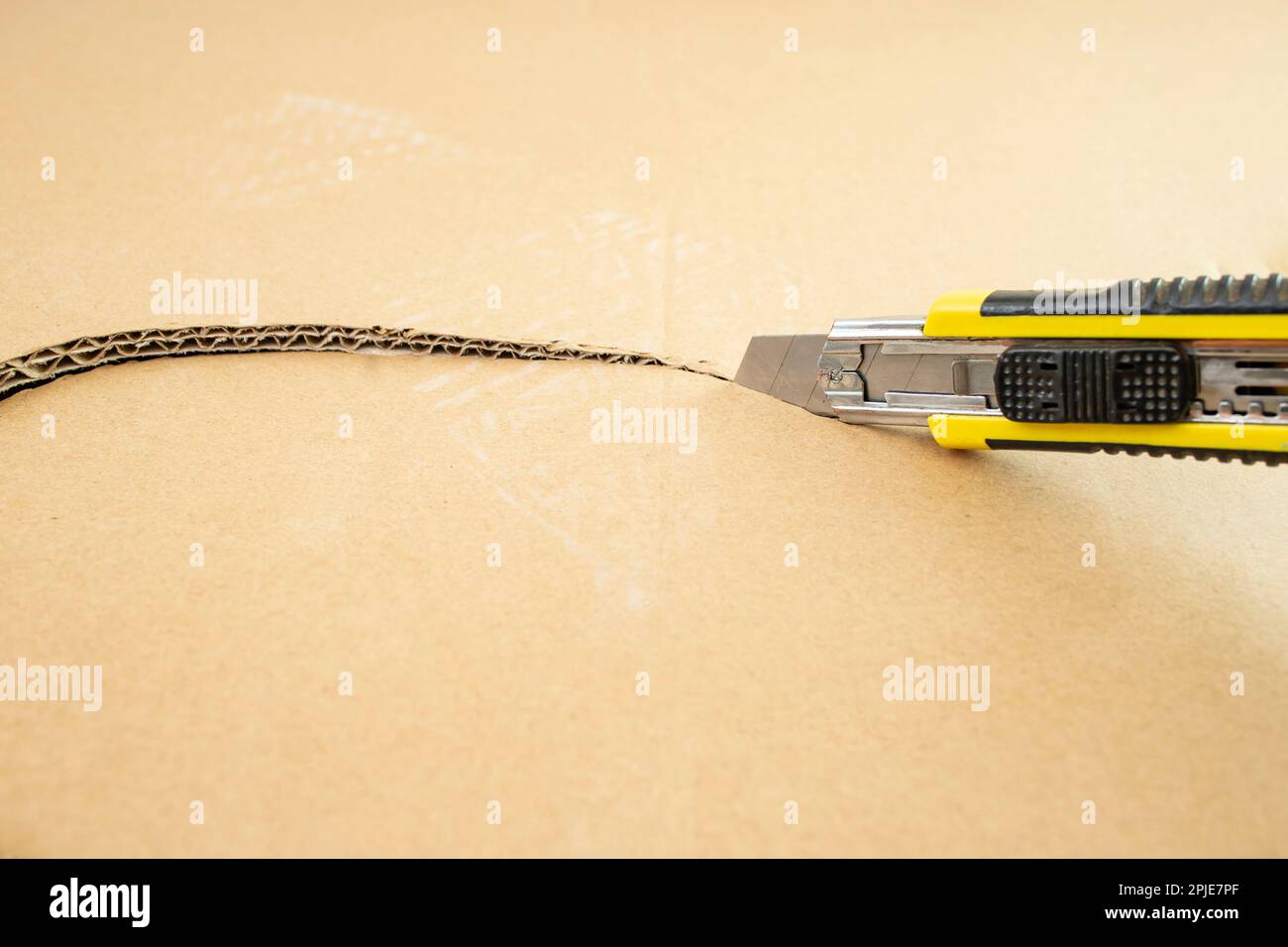 Cardboard cutter hi-res stock photography and images - Alamy