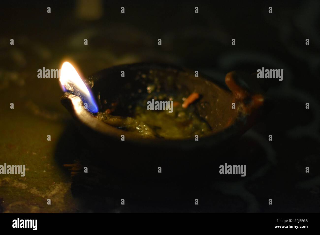 Flame effect electric fire hi-res stock photography and images - Alamy