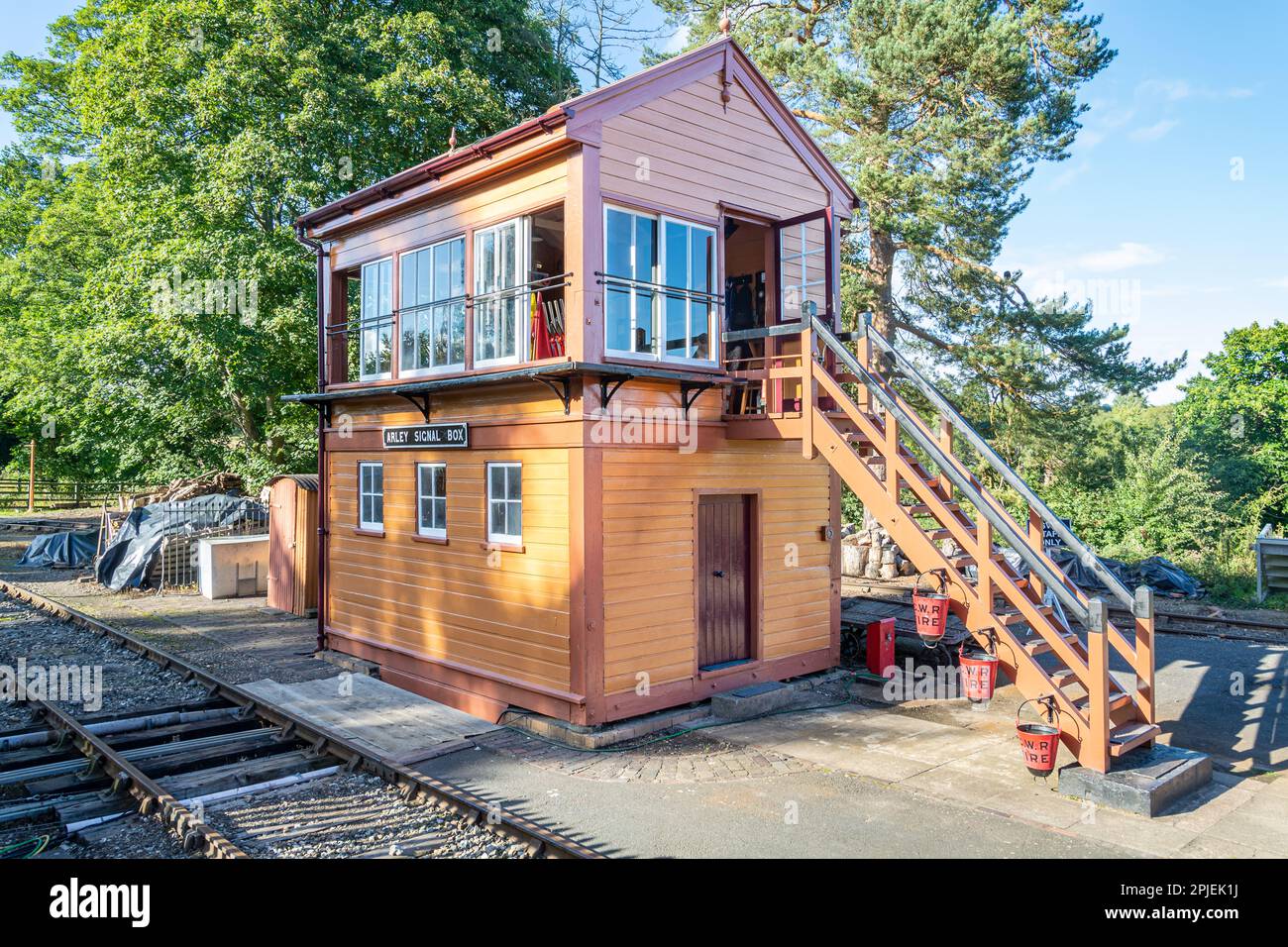 Signal Box at Arley Station on the Severn Valley Steam Railway ...