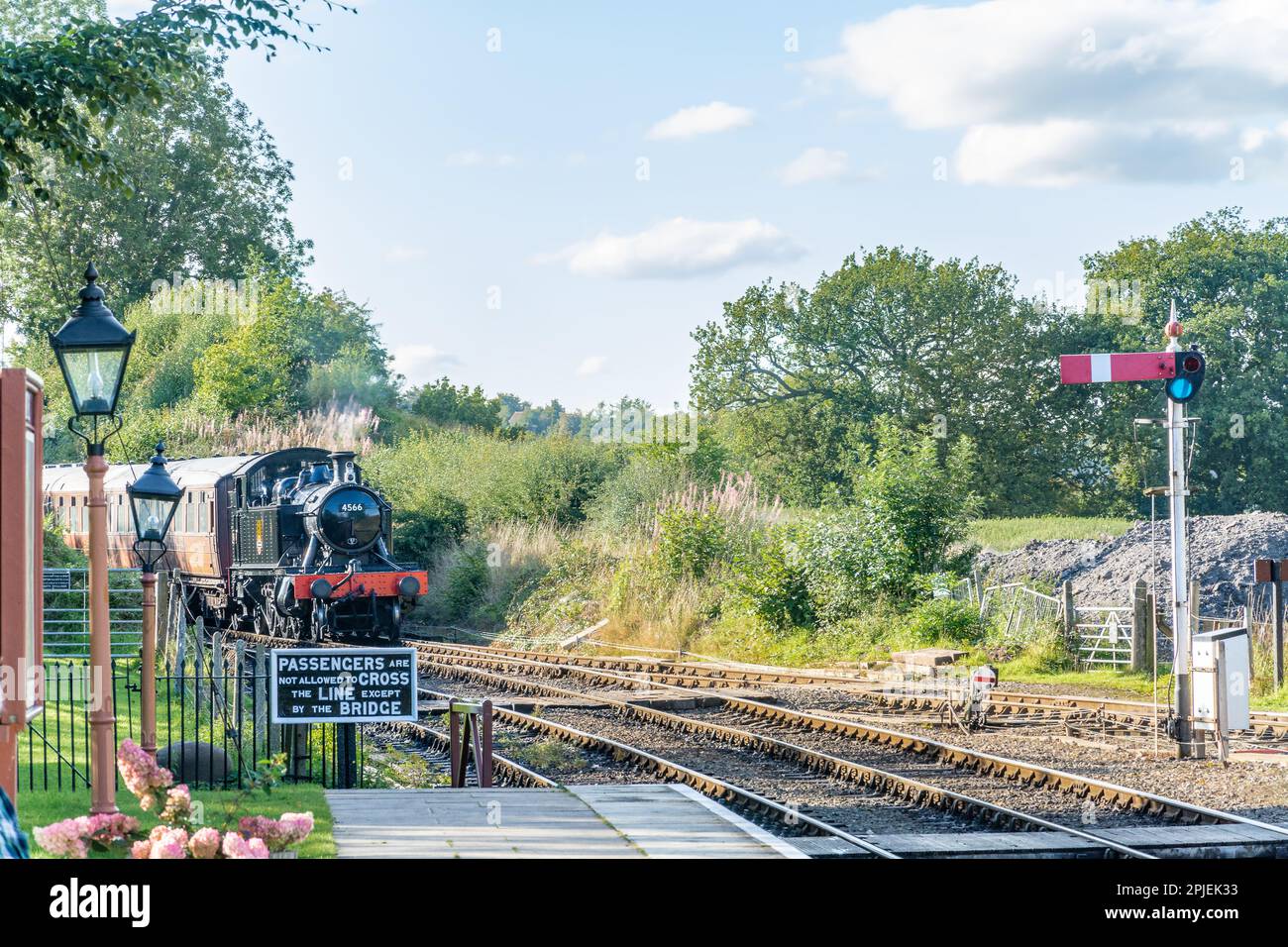 Steam Train Arriving at Arley Station on the Severn Valley Steam ...