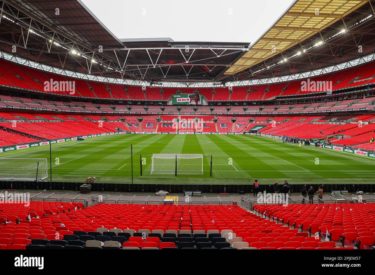 Wembley stadium pitch view hi-res stock photography and images - Alamy